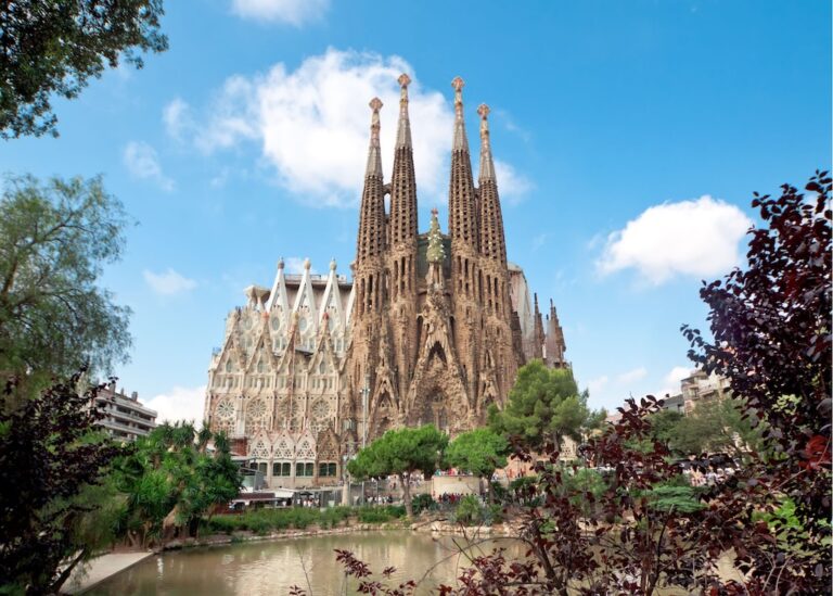 Singapore Airlines To Boost Europe Flights With New Madrid Route and ...